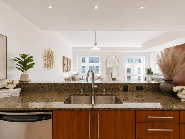 50 Lansing Street 110
