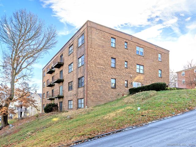 50 Long St, Unit 5, New Britain, CT 06051 | MLS #24143
