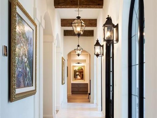 50 Mahogany Dr, Naples, FL
