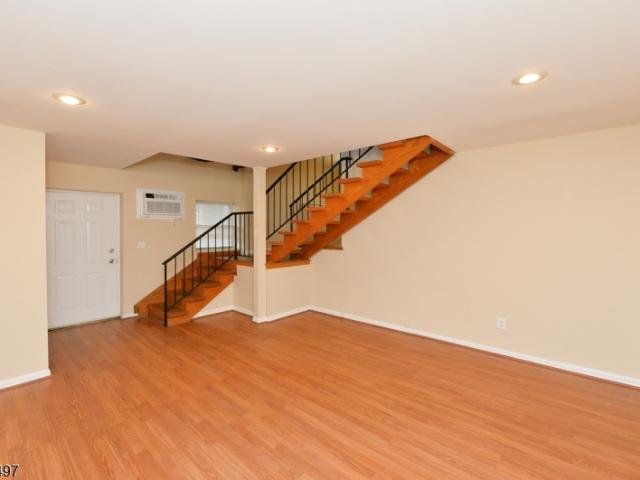 50 May St # 112