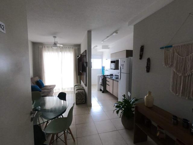 50 metros da praia, vista para a serra e o mar