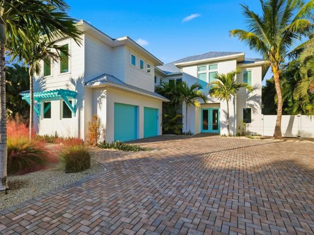 50 N Shore Dr, Anna Maria, FL 34216 | MLS #A4677