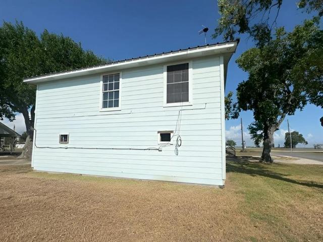 50 N Vivian Stevens Street