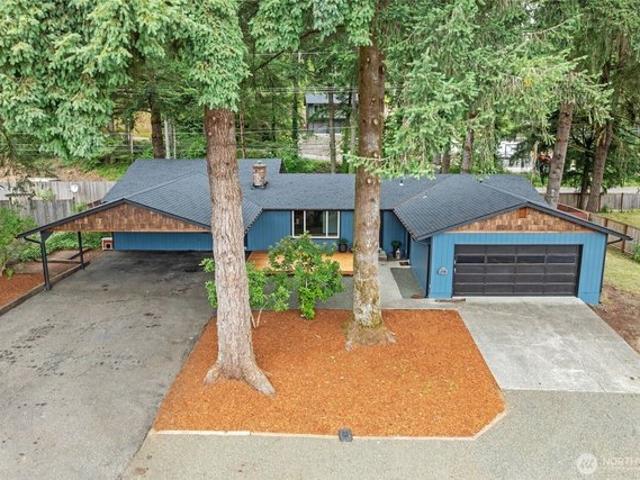 50 NE Bryan Ln, Belfair, WA 98528