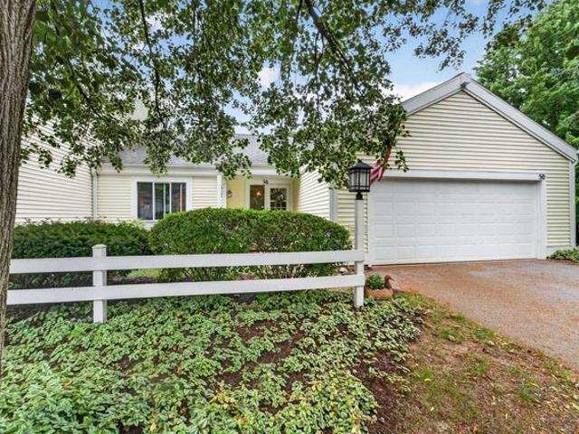 50 Oak Creek Trl, Madison, WI 53717