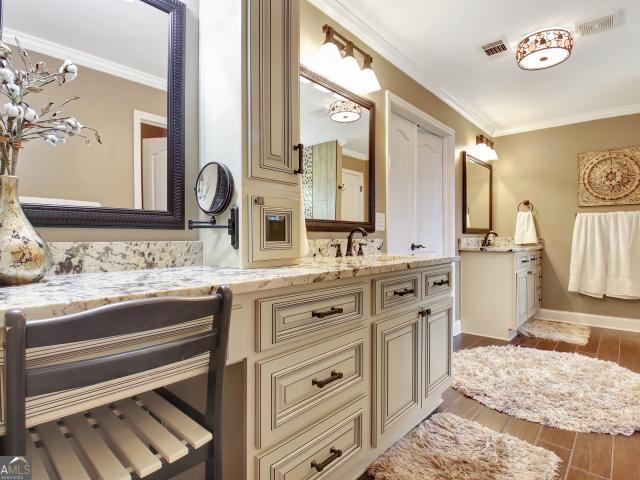 50 Palladian Dr