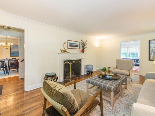50 Parkview Ter