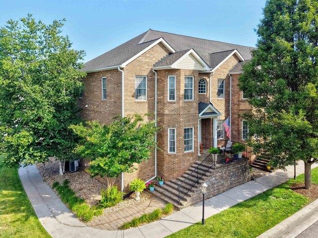 50 Phoenix Blvd NW, Christiansburg, VA 24073