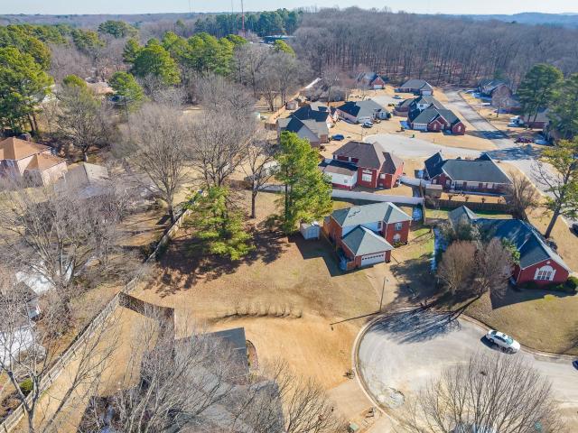 50 Pinehurst Cv