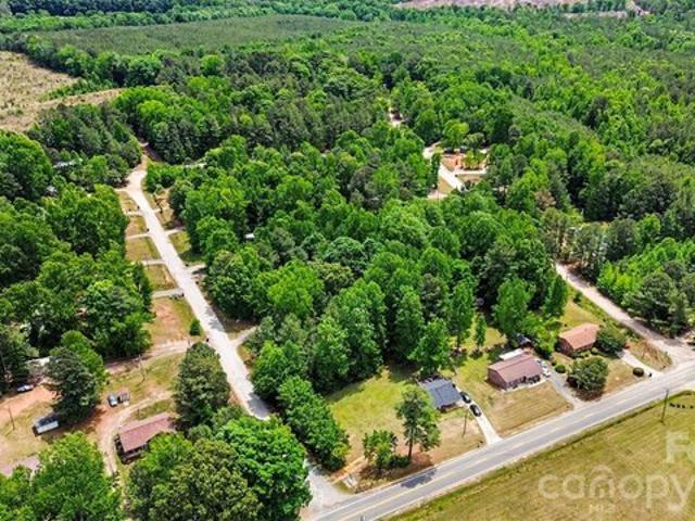 50 Pineview Cir, Wadesboro, NC 28170