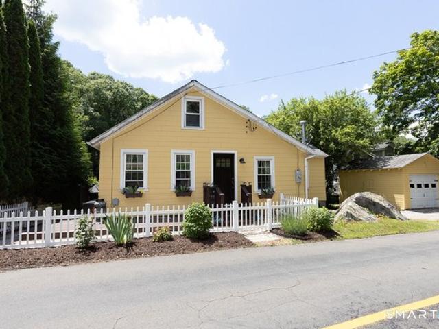 50 Pond Meadow Rd, Essex, CT 06442