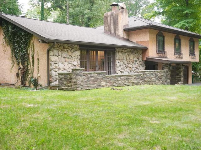 50 Pleasant Ridge Drive