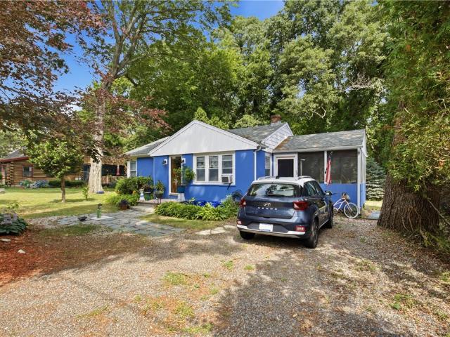 50 Plum Point Road