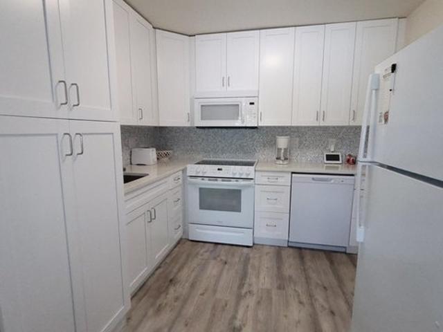 50 Plymouth F, West Palm Beach, FL 33417