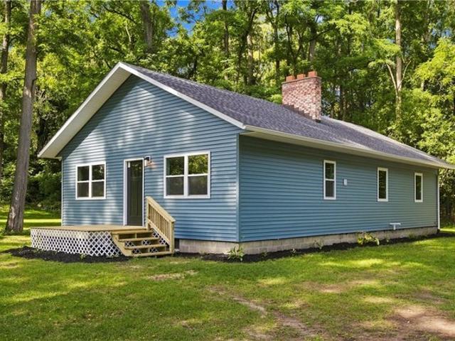 50 Race St, Dresden, NY 14441