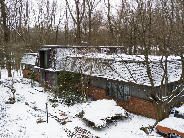50 Redfern Drive