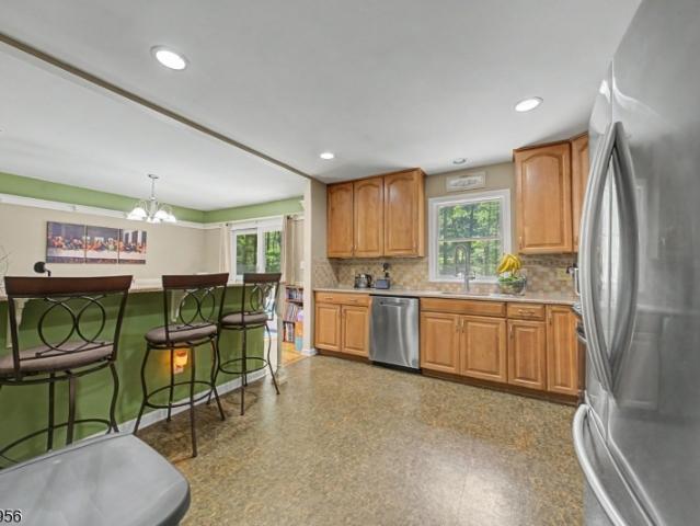 50 River Rd