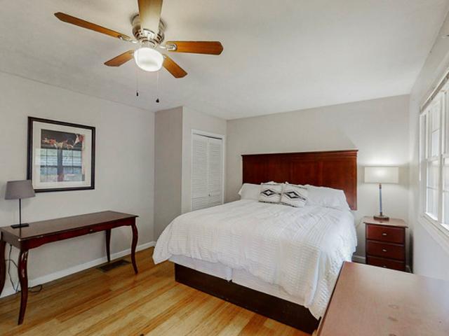 50 Roku TV just added to your room Atlanta's #1 Host! Clean, low drama home