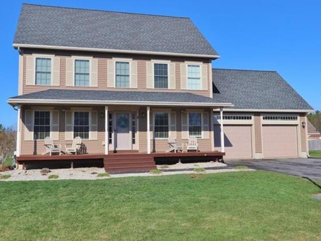 50 Rolling Meadow Dr, Bangor, ME 04401