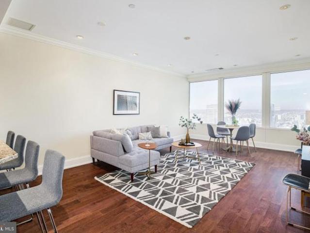 50 S 16th St #4503, Philadelphia, PA 19102