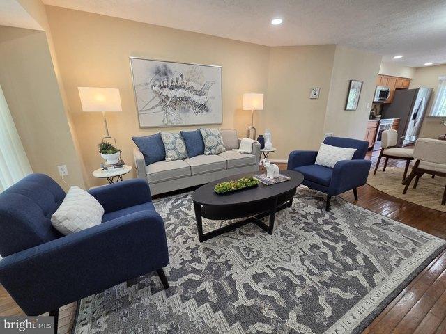 50 Scarlet Sage Ct, Burtonsville, MD 20866