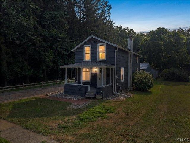 50 Seneca St, Baldwinsville, NY 13027