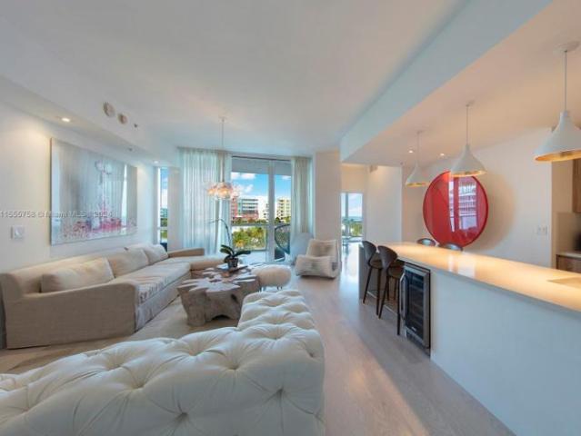 50 South Pointe Dr #707, Miami Beach, FL 33139