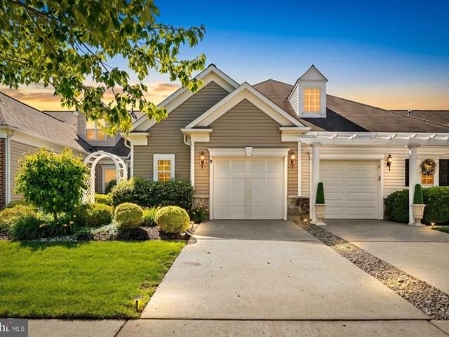50 Sparrow Dr, Trenton, NJ 08690