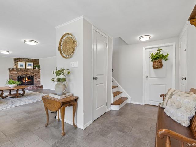 50 Stony Hollow Road