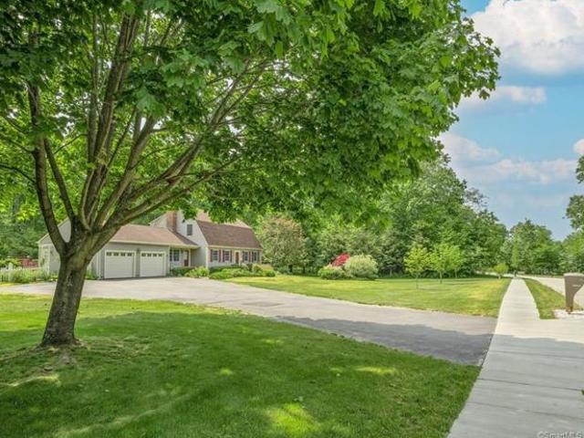 50 Strawberry St, Lisbon, CT 06351