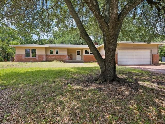 5104 Malinda Ln S, Fort Worth, TX 76112