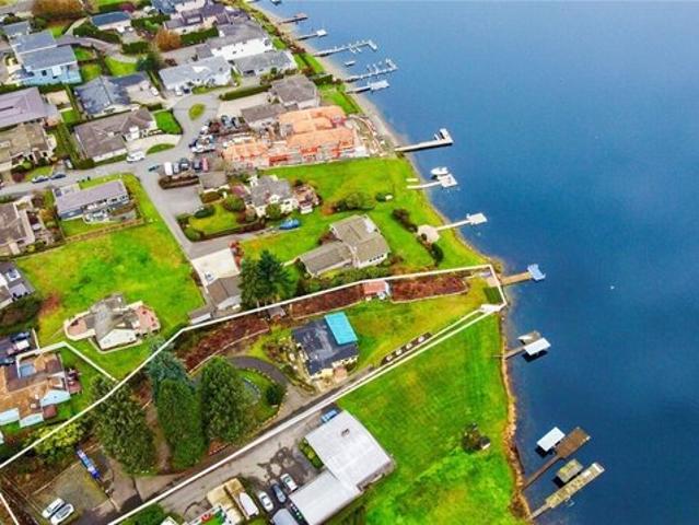 5104 NW Sammamish Rd, Issaquah, WA 98027