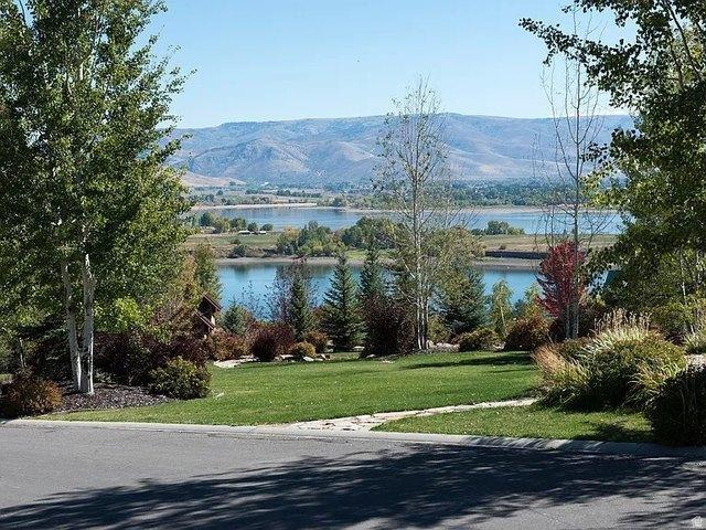 5104 E Whispering Pines Ln Unit 12, Eden, UT 84310