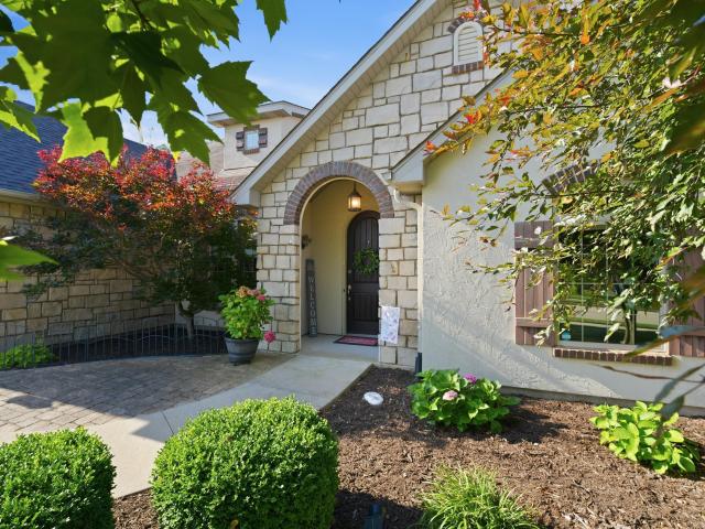 5104 forsythia falls lp