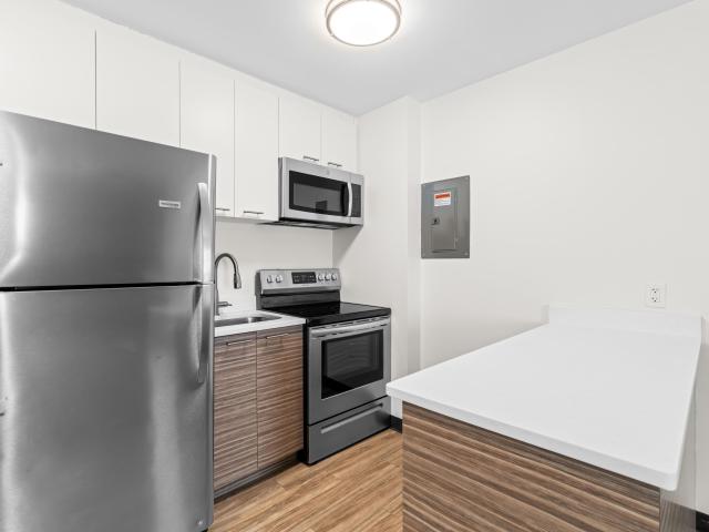 5104 Hollyridge Dr, Unit 303, Raleigh, NC 27612 | MLS #10141 | Compass