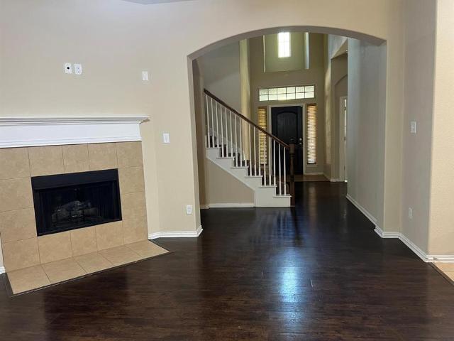 5104 Kestrel Drive