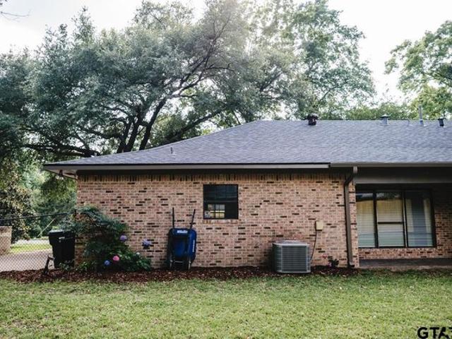 5104 Kingspark Dr, Tyler, TX 75703