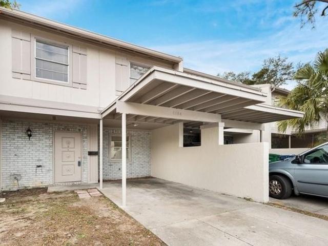 5104 Tennis Court Cir, Tampa, FL 33617
