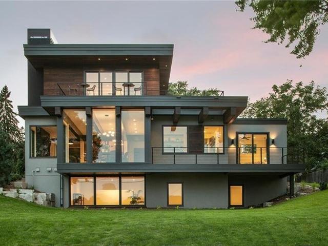 5104 Thotland Rd, Golden Valley, MN 55422
