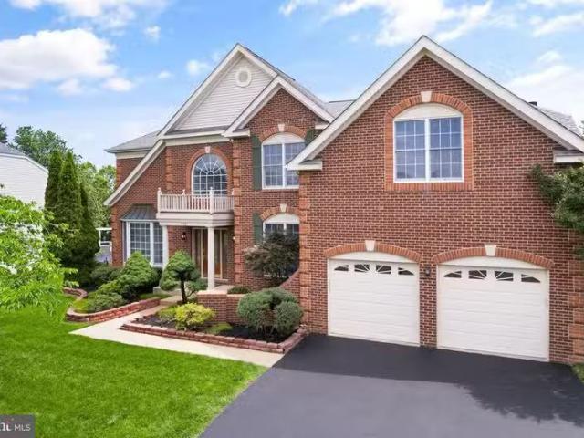5105 Grande Forest Ct, Centreville, VA 20120 Single Family Hom.