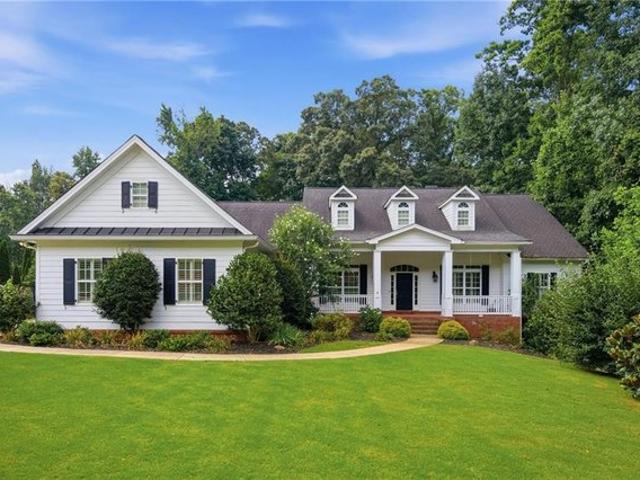 5105 Stefan Ridge Way, Buford, GA 30519