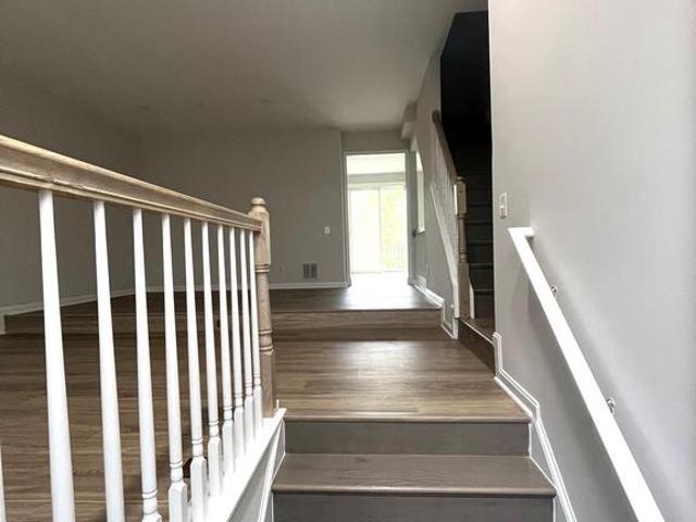 5106 Observation Way
