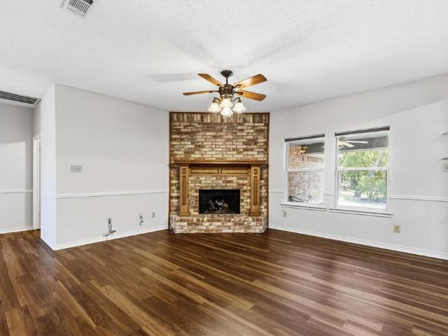 5106 Lee Hutson Lane