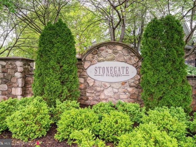 5106 Travis Edward Way Unit L, Centreville, VA 20120