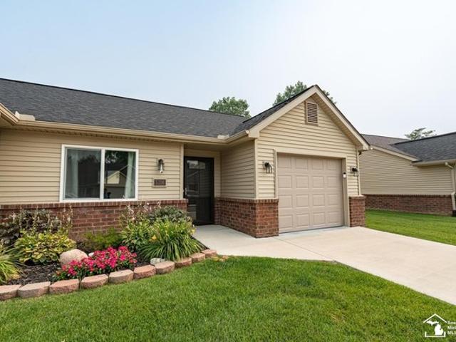5106 Volterra Dr, Monroe, MI 48161