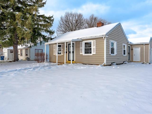 5106 W Stark St, Milwaukee, WI 53218 | MLS #1944