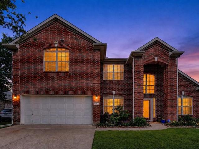 5107 Autumn Hl, Grand Prairie, TX 75052