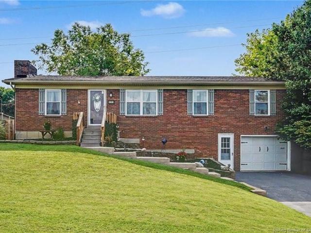 5107 Barry Ln, Floyds Knobs, IN 47119