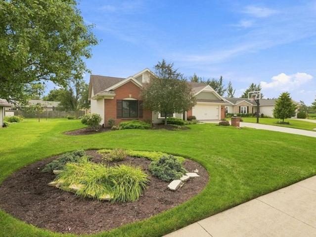 5107 Clovedale Dr, Woodburn, IN 46797