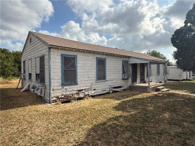 5108 Thomas Dr, Corpus Christi, TX 78407
